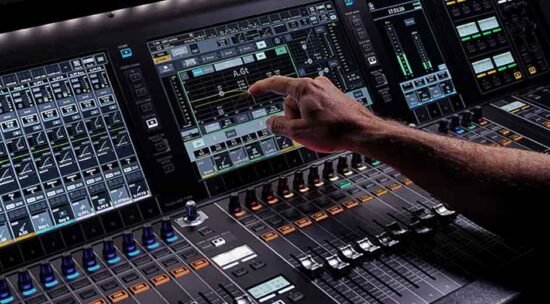 Best Live Sound Consoles for Small Venues in 2025 - Live Sound Blog